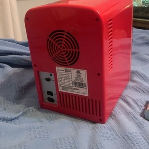 Frigidaire | Other | Red Mini Frigidaire Fridge | Poshmark